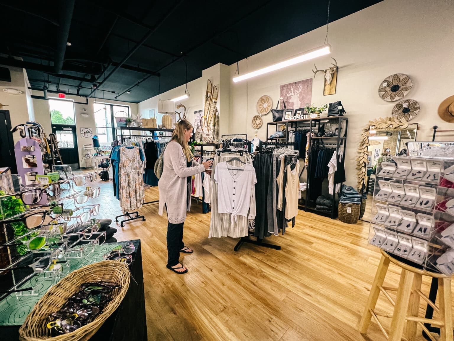 Visit Warroad, MN | The Only US City on Lake of the Woods